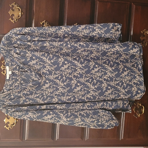 fun 2 fun | Tops | Fun 2 Fun Smocked Shoulder Blouse X | Poshmark